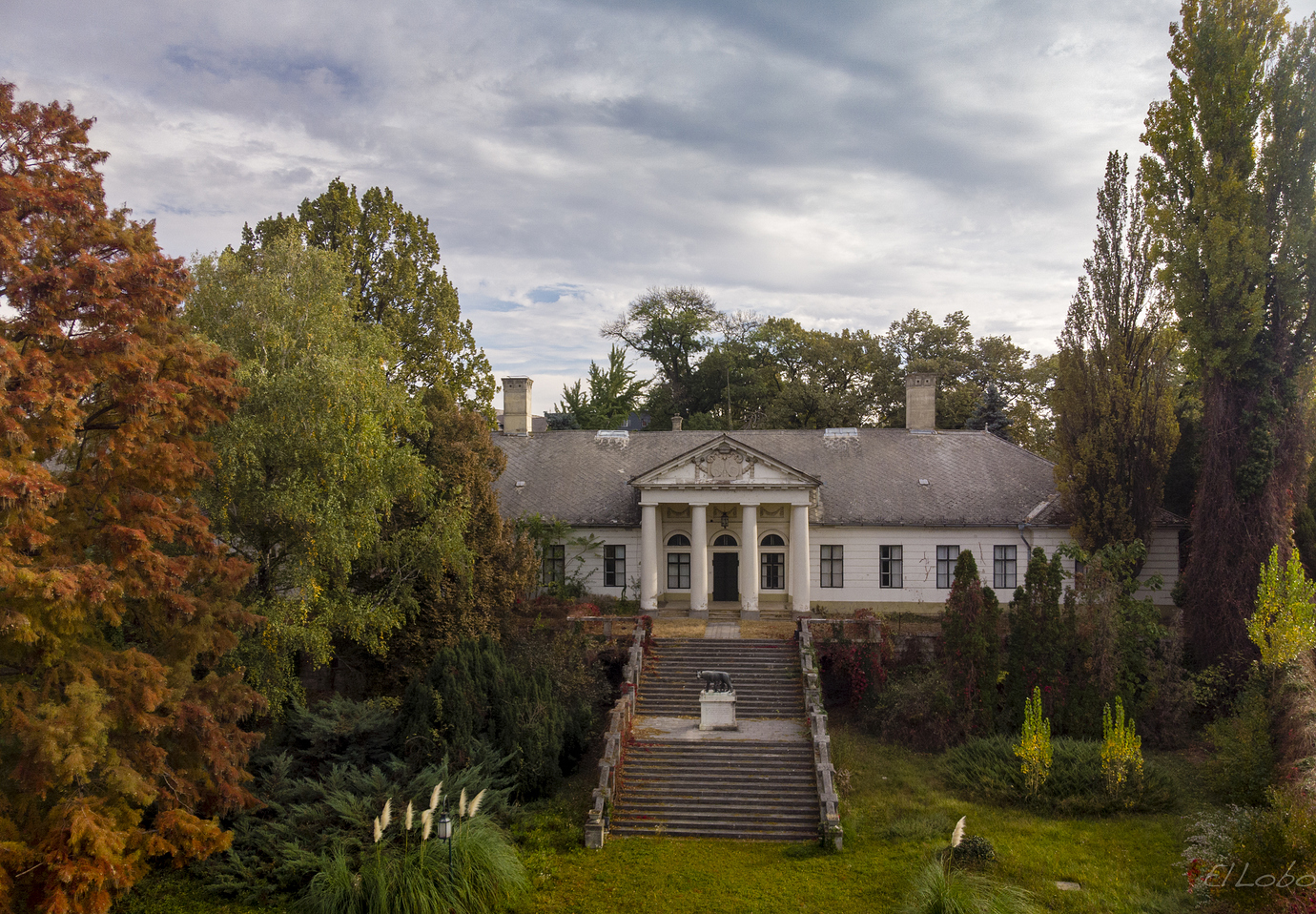Holy Crown monument, Szarvas, Hungary - Photos by Drone - Grey Arrows ...