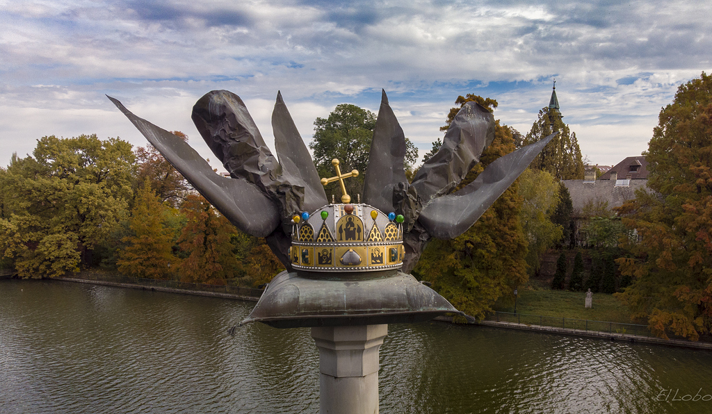 Holy Crown monument, Szarvas, Hungary - Photos by Drone - Grey Arrows ...