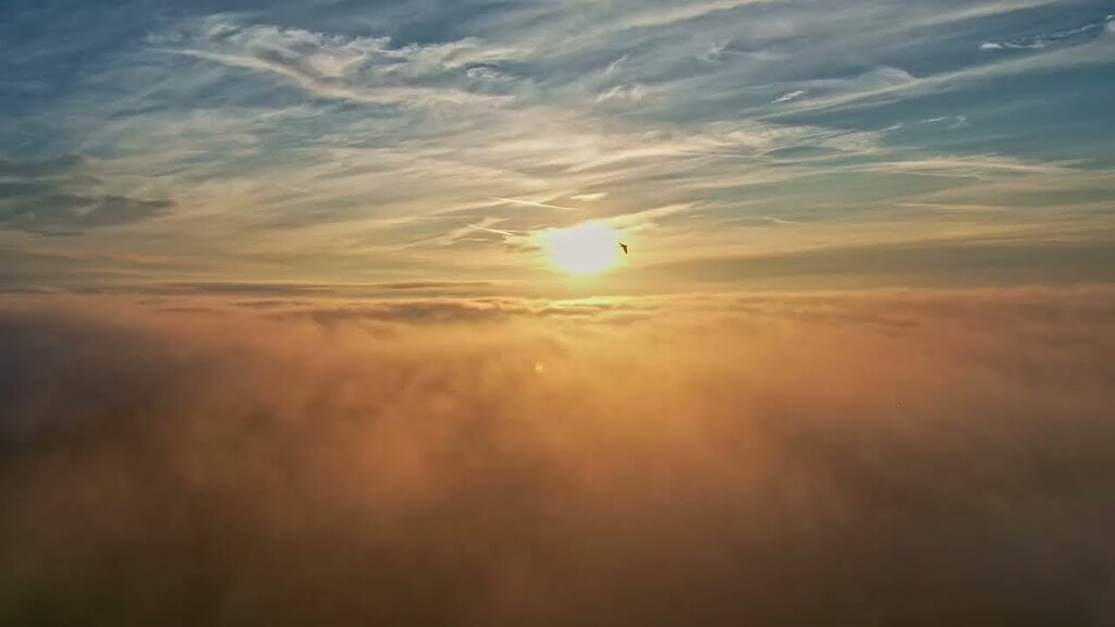 Above the mist timelapse - Videos by Drone - Grey Arrows Drone Club UK