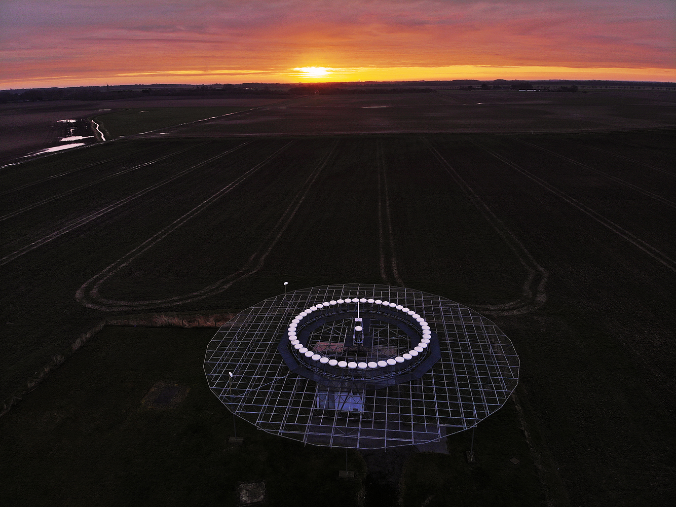 VOR Beacon, Ottringham, East Yorks - Photos by Drone - Grey Arrows ...