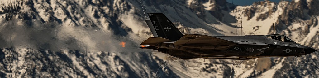 F-35C transonic shockwaves - Non-drone Photos & Video - Grey Arrows ...