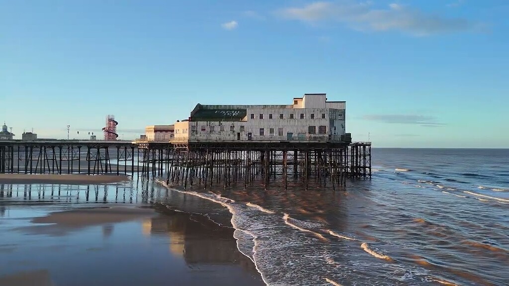 Spring Sunrise at Low Tide - North Pier, Blackpool, Easter 2024 ...