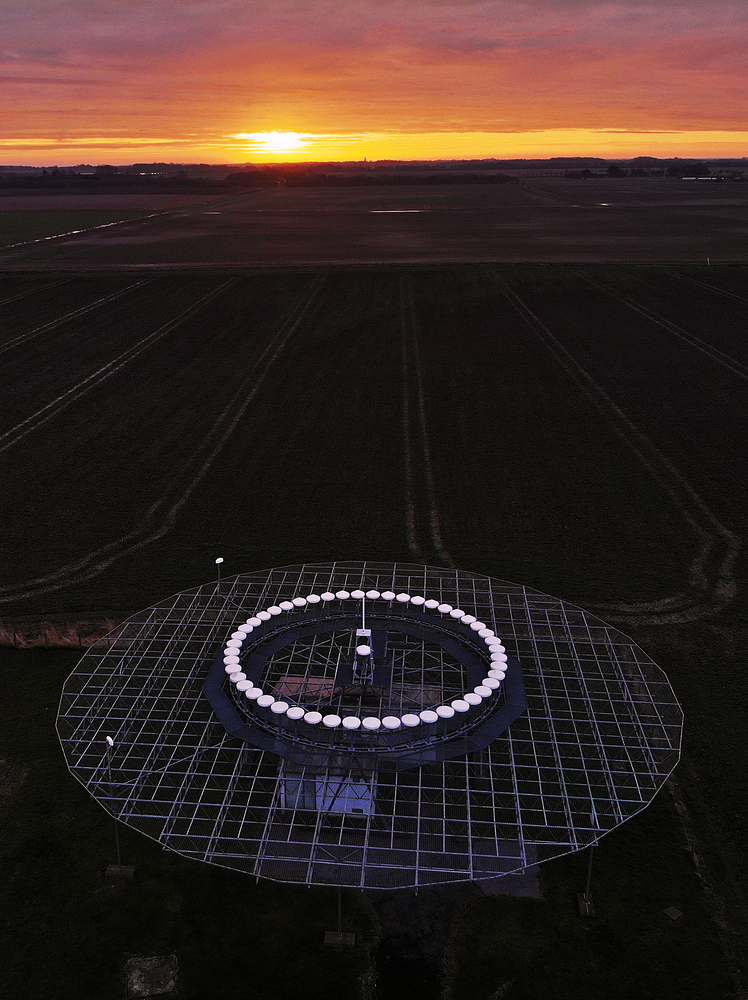 VOR Beacon, Ottringham, East Yorks - Photos by Drone - Grey Arrows ...