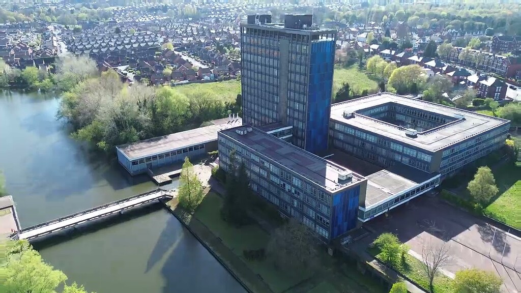 Abandoned - Pilkingtons Glass old head office in St Helens - Videos by ...
