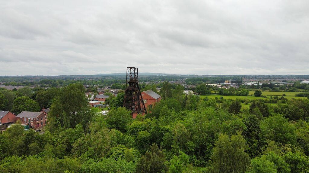 Astley colliery and bridgewater canal - Photos by Drone - Grey Arrows ...