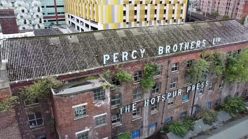 Sunny Manchester - Videos by Drone - Grey Arrows Drone Club UK