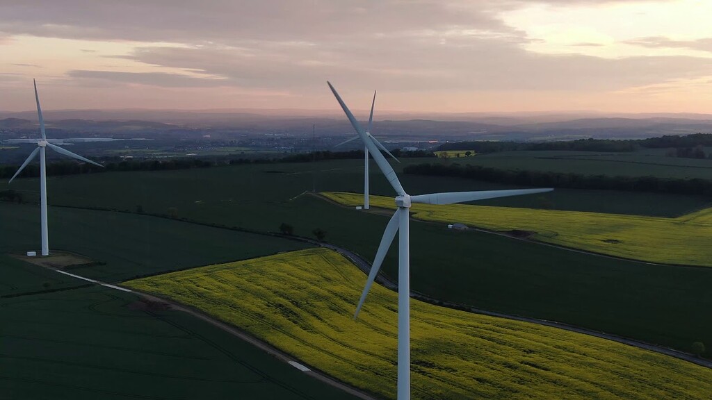 Marr Wind turbines Mavic 2 Zoom - Videos by Drone - Grey Arrows Drone ...