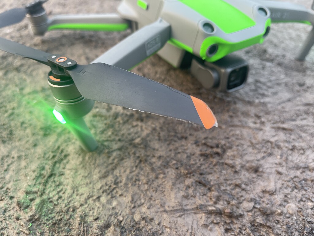 Iced tips FLIGHT WARNING - General Drone Discussion - Grey Arrows Drone ...