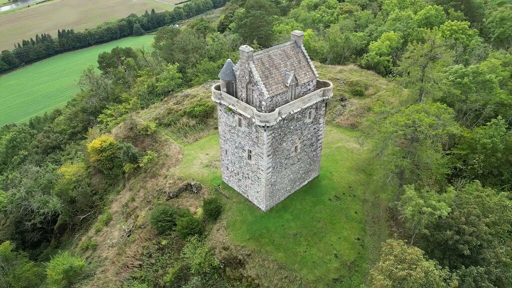 Fatlips Castle - Added to Historic Buildings in Scotland - Where to fly ...
