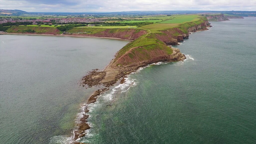 Filey Beach ,Coble Landing ,Filey Brigg - Videos by Drone - Grey Arrows ...