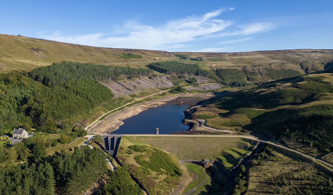 Dovestone Reservoir, Oldham - Photos by Drone - Grey Arrows Drone Club UK