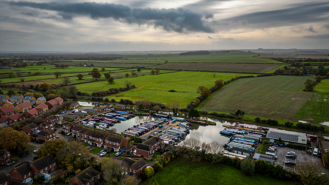 Devizes Marina Village - Added to Rivers and Canals in South West ...