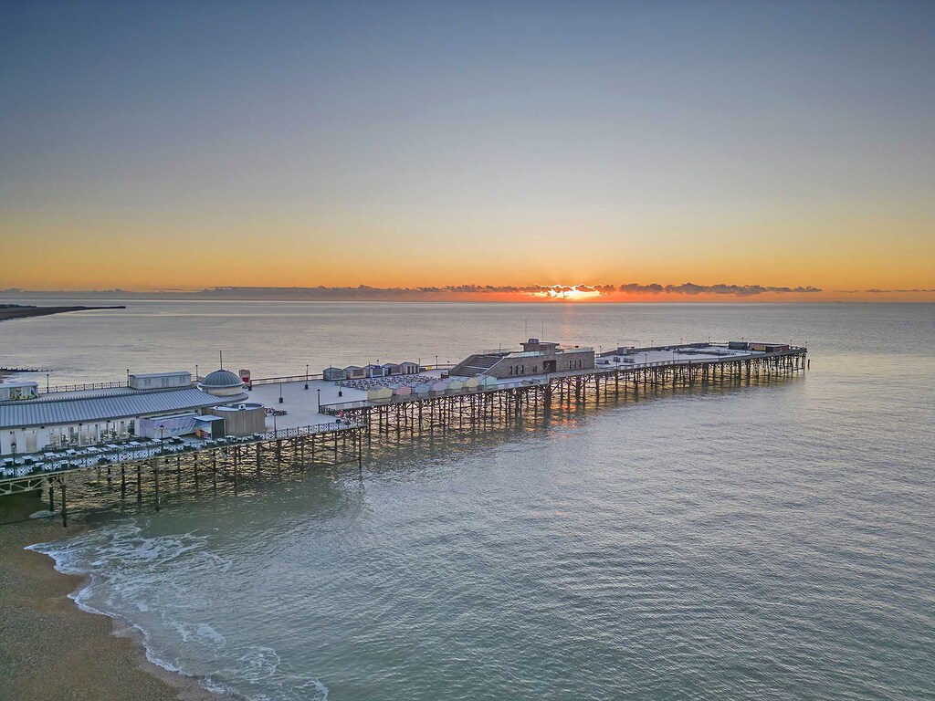 Hastings Pier - Added to Beaches and Seaside Resorts in Hastings, South ...