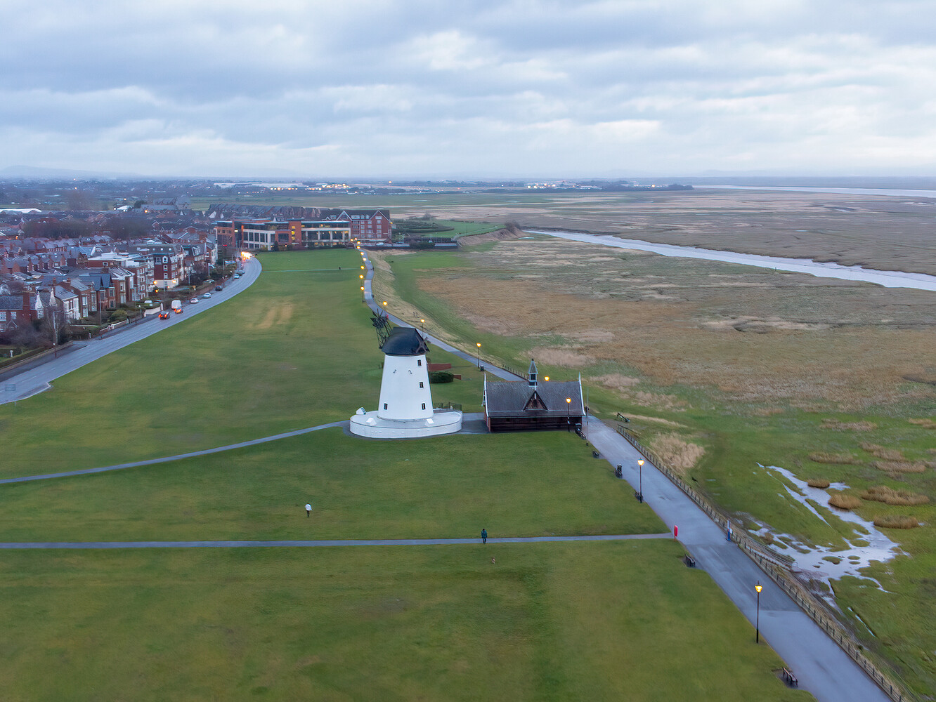 Lytham Windmill - Added to Beaches and Seaside Resorts in North West ...