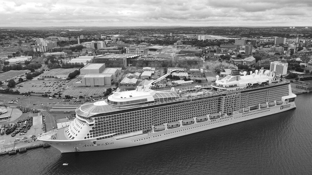 Mayflower park Southampton Doc - Added to Beaches and Seaside Resorts in South East - Where to ...