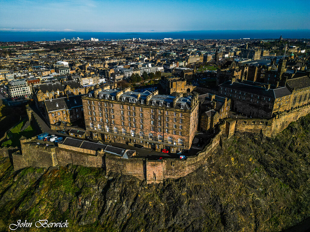 The Walls Of Edinburgh Castle Scotland Mini 3 PRO - Photos by Drone ...