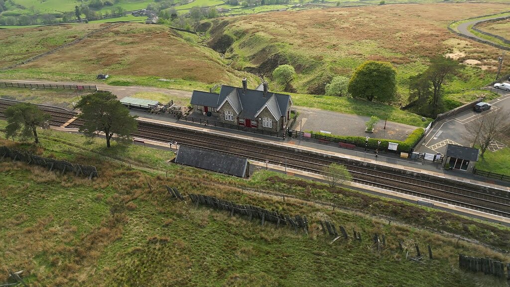Dent Railway (and Village) - England's highest mainline station ...
