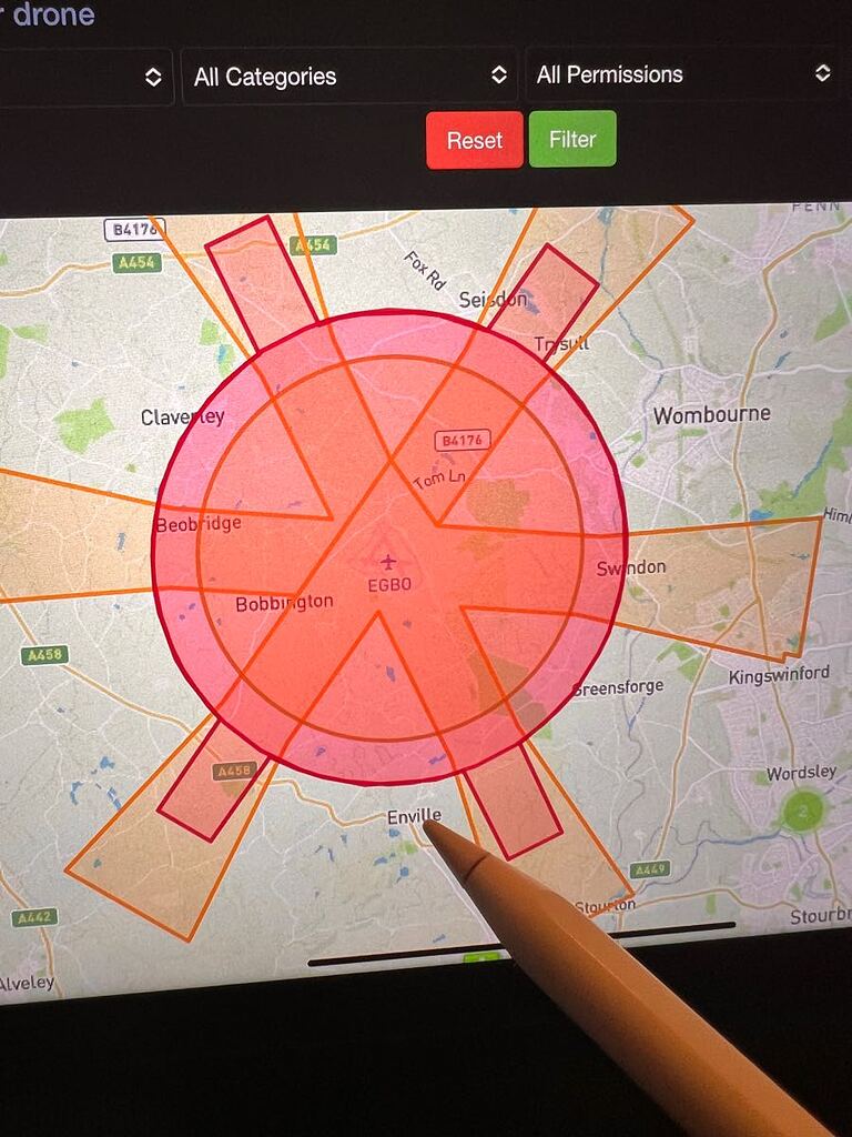 Airport restrictions zone understanding and and fly outside it - Legal ...