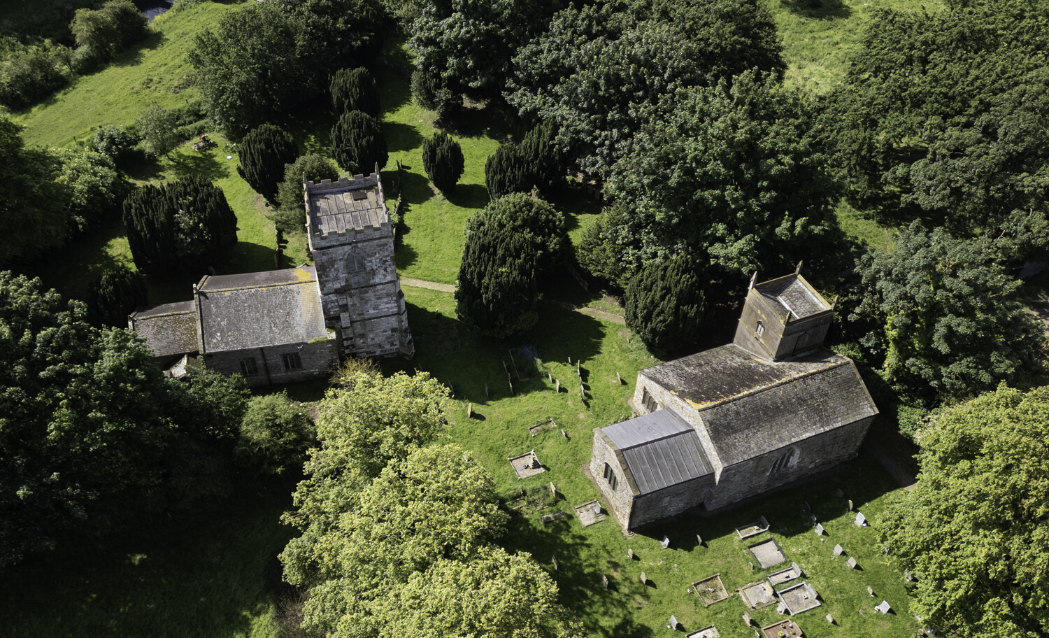 Alvingham, Lincolnshire - Two Churches, one Churchyard - Photos by ...
