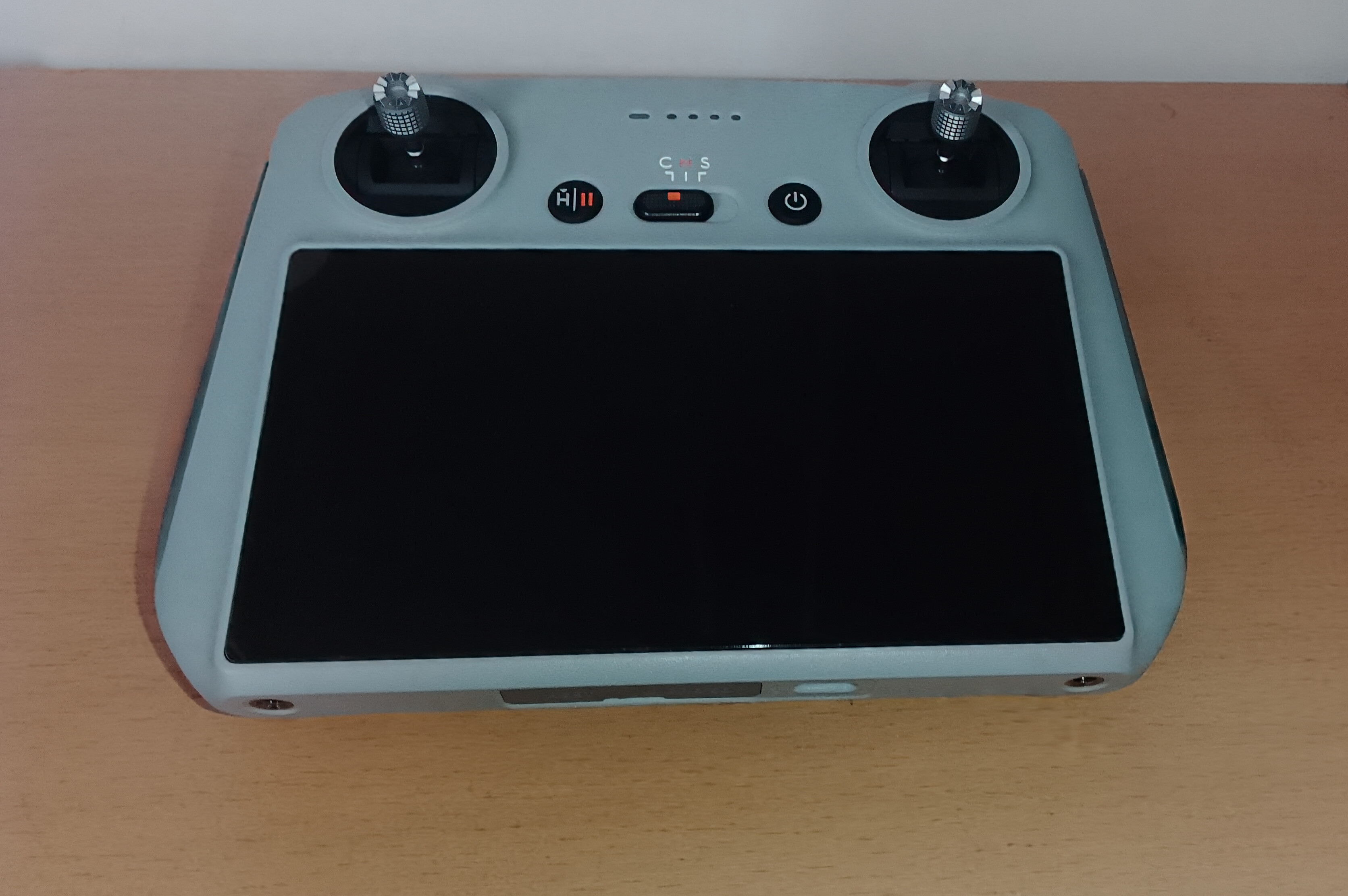 For sale DJI RC controller [SOLD] - For Sale & Wanted - Grey Arrows ...